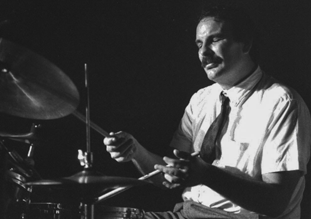 DIECI ANNI SENZA BILLY SECHI, GIGANTE DISCRETO